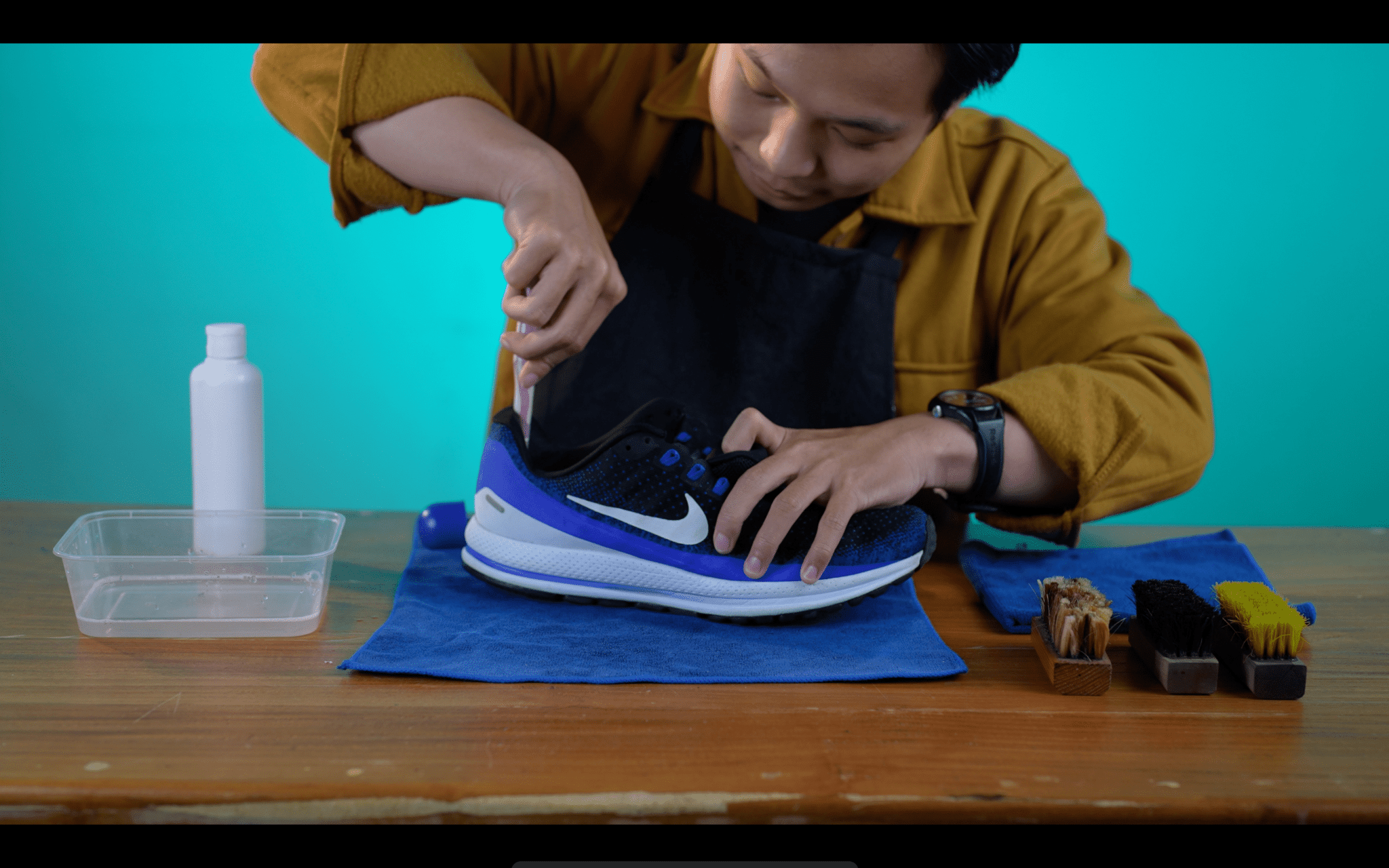 Ultimate Guides Of How To Clean Nike Shoes With Mesh