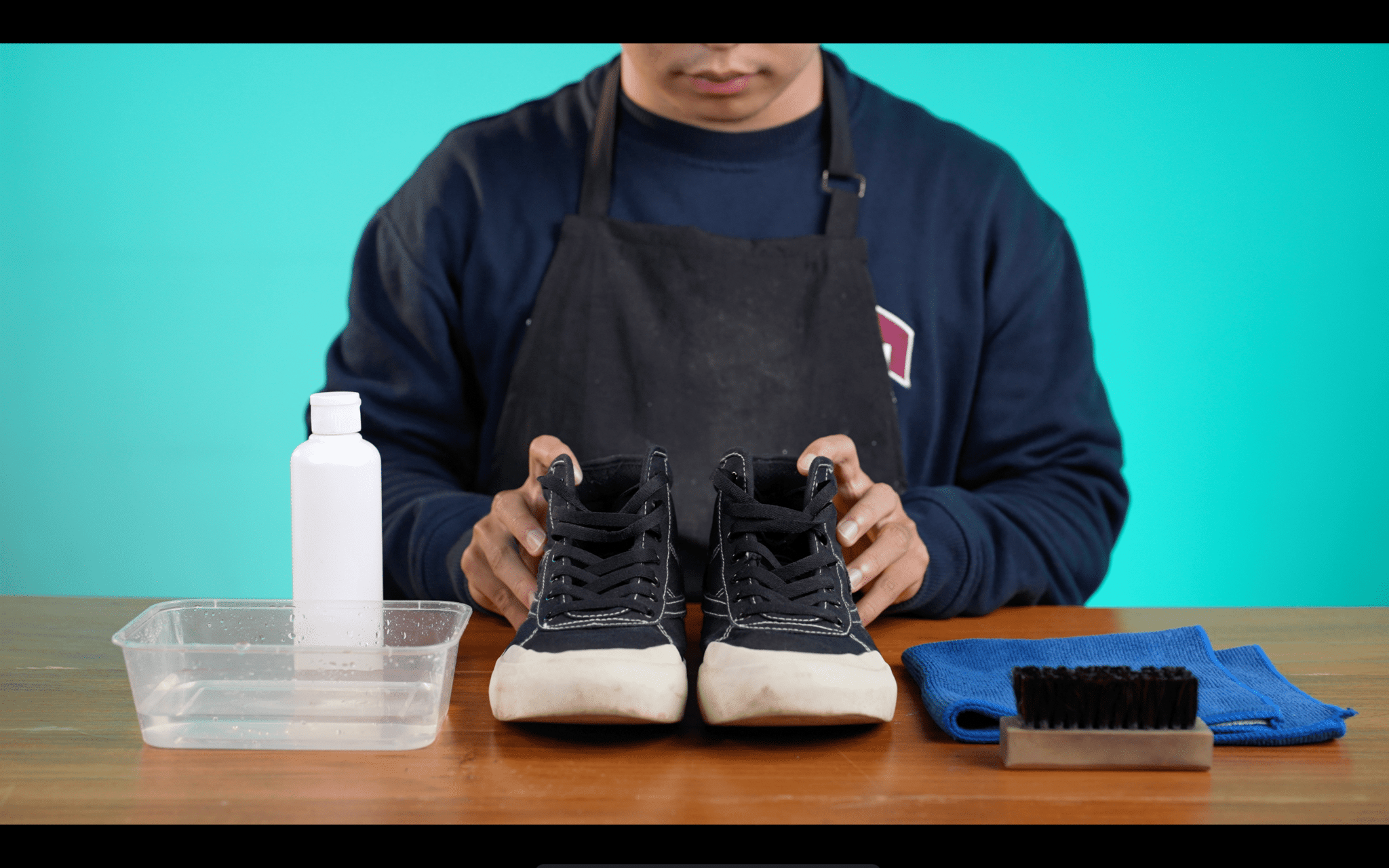 How to Clean the Rubber on Shoes and Get Rid of Dirt Effectively